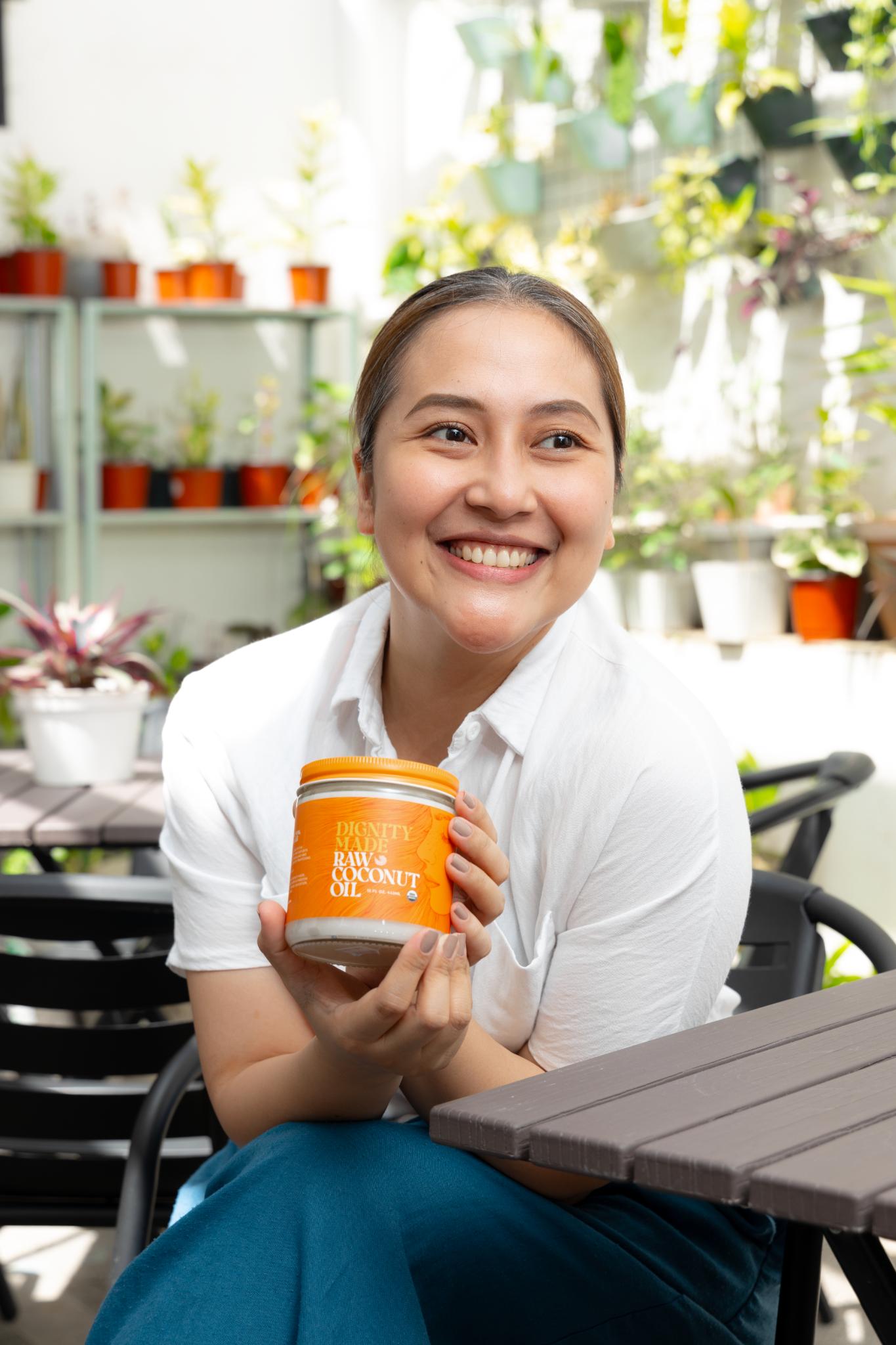 100% Raw Organic, Unrefined, Non-GMO, Non-hexane Coconut Oil – Dignity Made